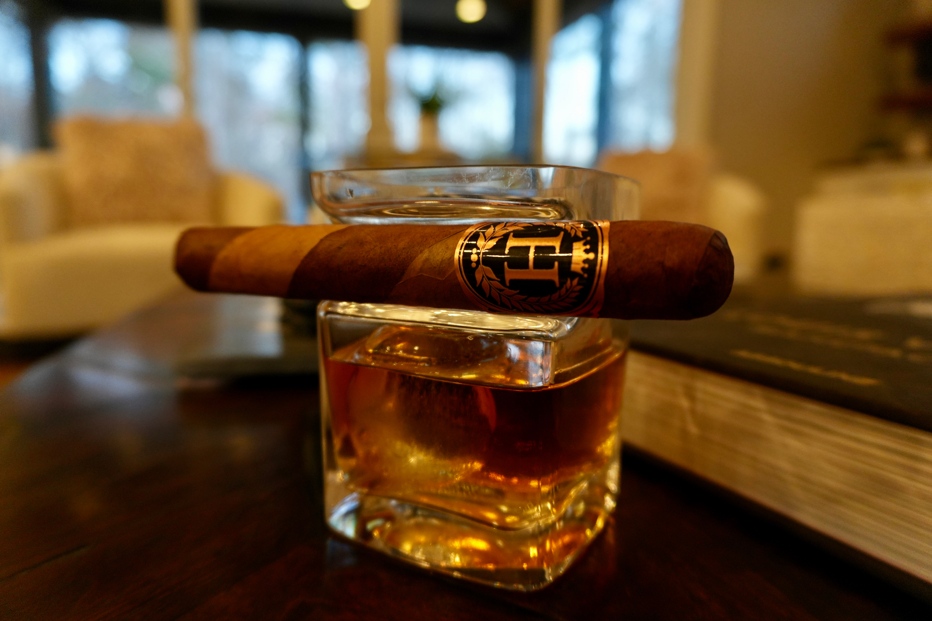 Hall Cigars - Premium Handcrafted Excellence